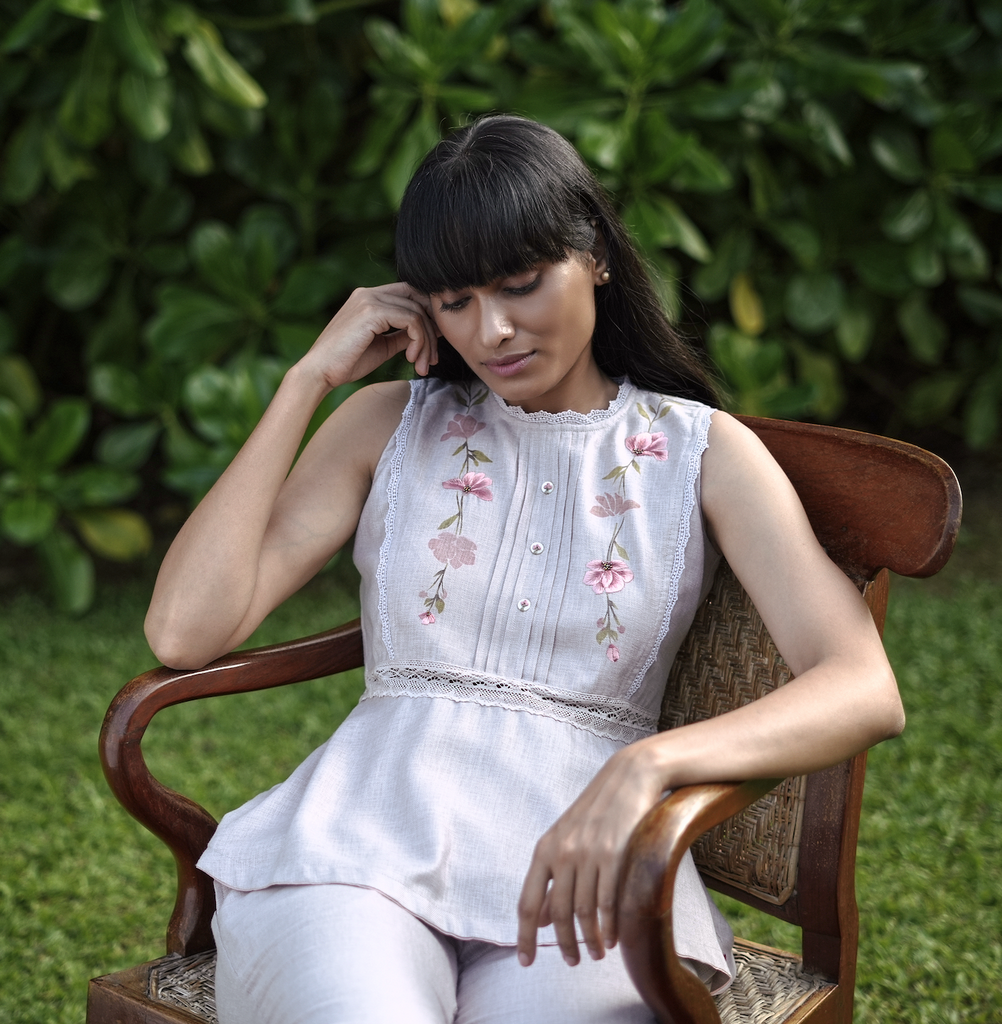 Kaveri | Luxury Handcrafted Pure Linen Designer Wear – KAVERi